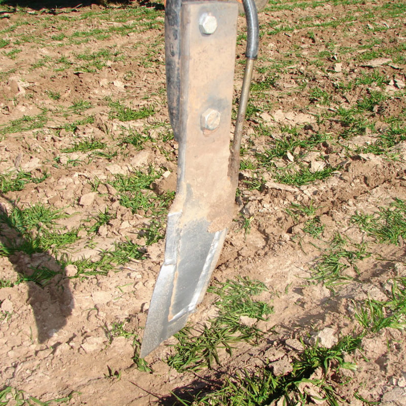 Best Fertilizer Knives For Any Type of Soil - WAKO
